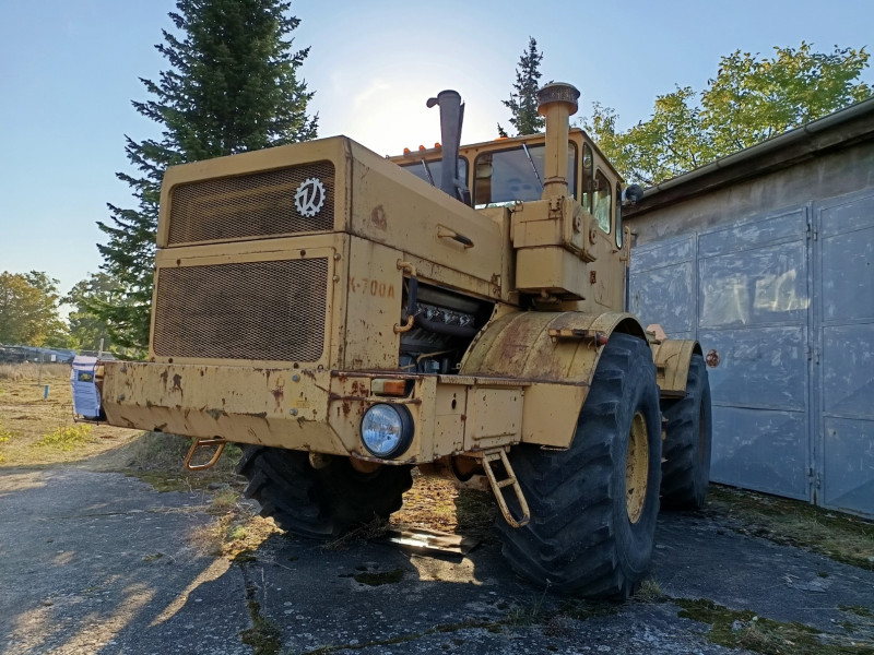K-700 Kirovec | RetroAuto